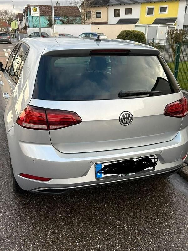 Gebraucht 2019 VW Golf IQ Drive 150 PS Limousine – 85053 Bayern ...