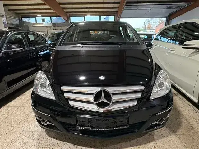 Gebraucht Mercedes B180 190 PS (2011) in Korschenbroich - 7.698 ...