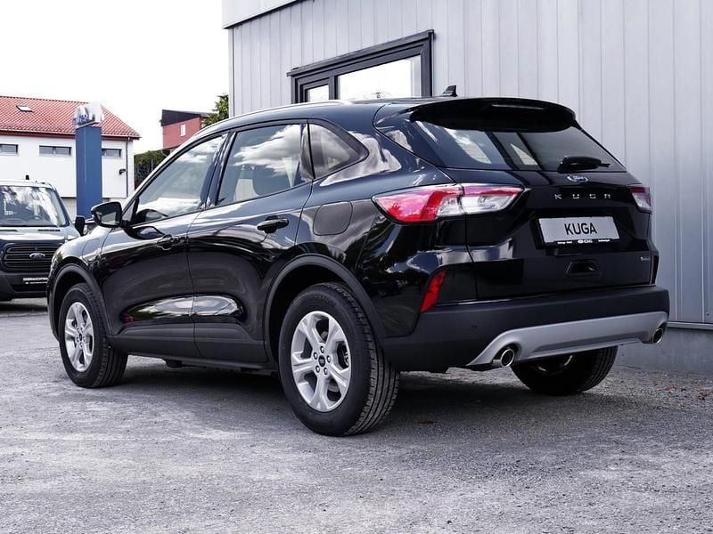 Stilvolle 2023 Ford Kuga Cool Connect Ebenbildnull