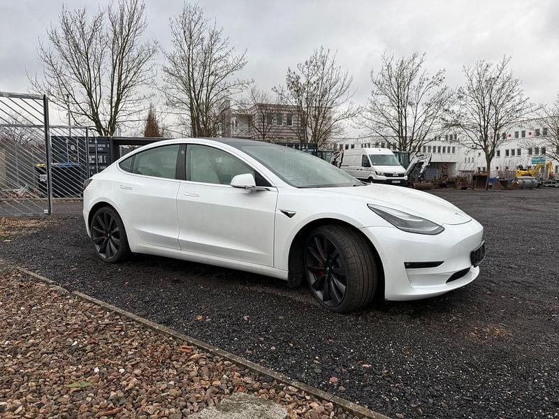 Gebraucht 2020 Tesla Model 3 Performance 513 PS Limousine – Hessen ...