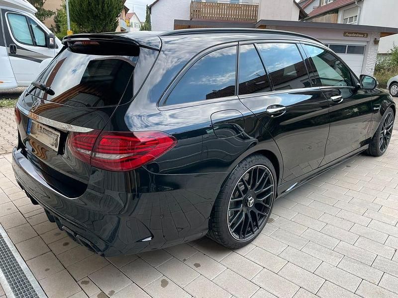 Gebraucht 2020 Mercedes C63 AMG AMG 476 PS Limousine – Baden ...