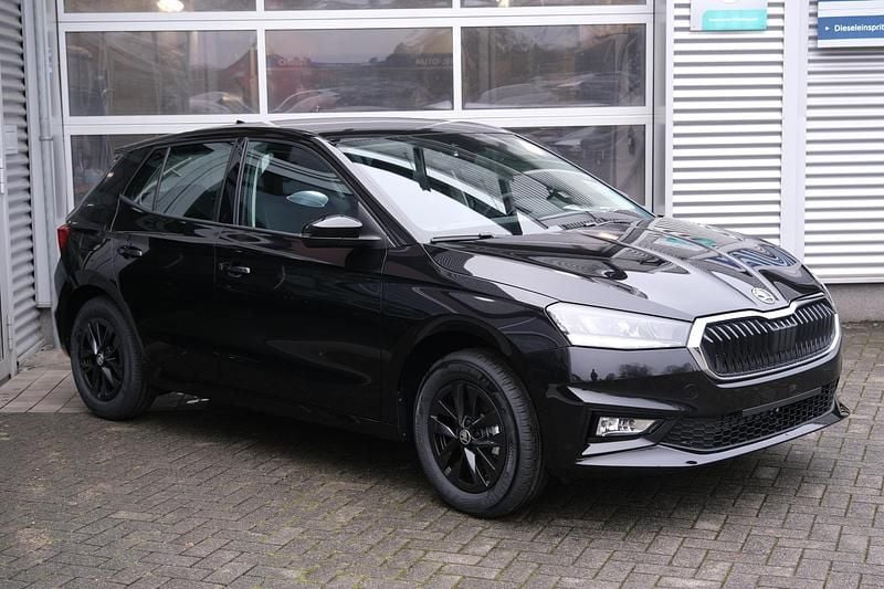 Neu 2026 Skoda Fabia Selection 80 PS Limousine – 18184 Broderstorf ...