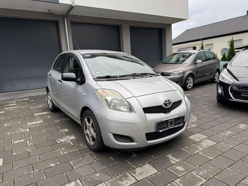 Gebraucht 2009 Toyota Yaris Cool 101 PS Kleinwagen – 88400 Baden ...