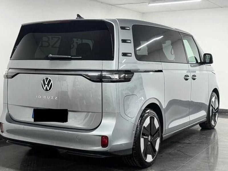 Gebraucht 2023 VW ID. Buzz Pro 204 PS Van / Kleinbus – Schleswig ...