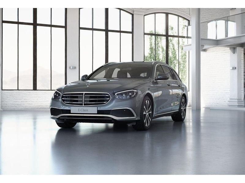 Gebraucht 2022 Mercedes E300 Avantgarde 194 PS Limousine – Schleswig ...