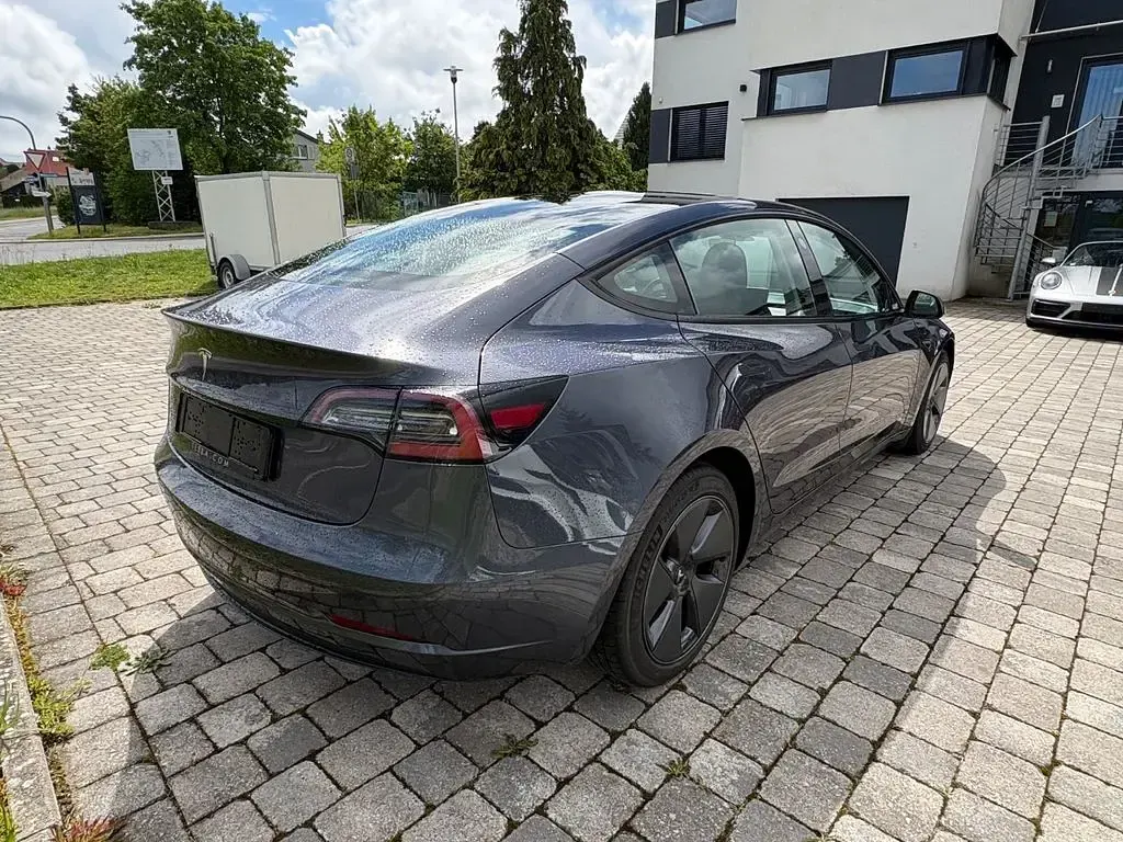 Gebraucht Tesla Model 3 RWD 325 PS (2021) - 24.890 € | AutoUncle