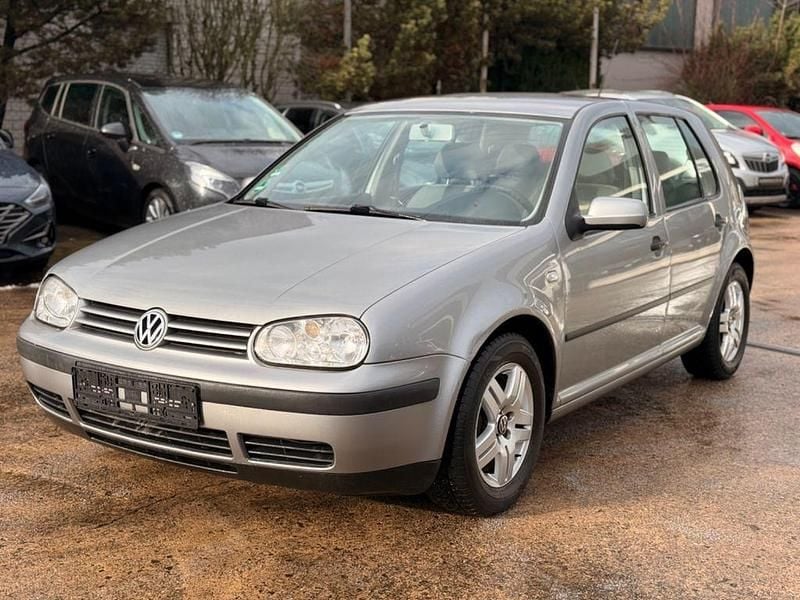 Gebraucht 2002 VW Golf Basis 75 PS Limousine – Bayern (Händler) – 1.890 ...