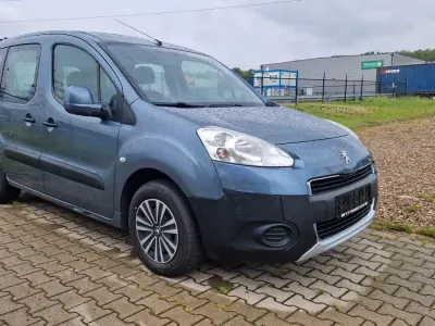 Peugeot Partner Tepee gebraucht kaufen | Ab 2.499 € • 178 im Vergleich