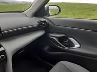 Gebraucht 2022 Toyota Yaris Hybrid 68 PS Van / Kleinbus – 87642 Bayern ...