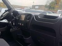 Gebraucht 2018 Renault Master 145 PS Van / Kleinbus – Nordrhein ...