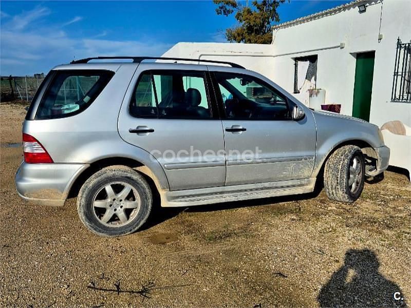 Usado 2005 Mercedes ML400 250 CV SUV – (Profesional) – 5000 € (Vehículo ...
