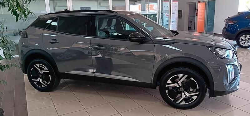Nuevo Peugeot 2008 Allure 145 CV (2025) en Cáceres - 24.380 € | AutoUncle