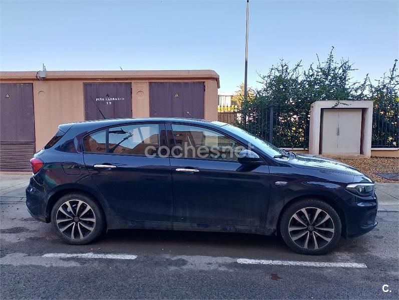 Usado 2017 Fiat Tipo Lounge 120 CV Berlina – Murcia (Profesional ...
