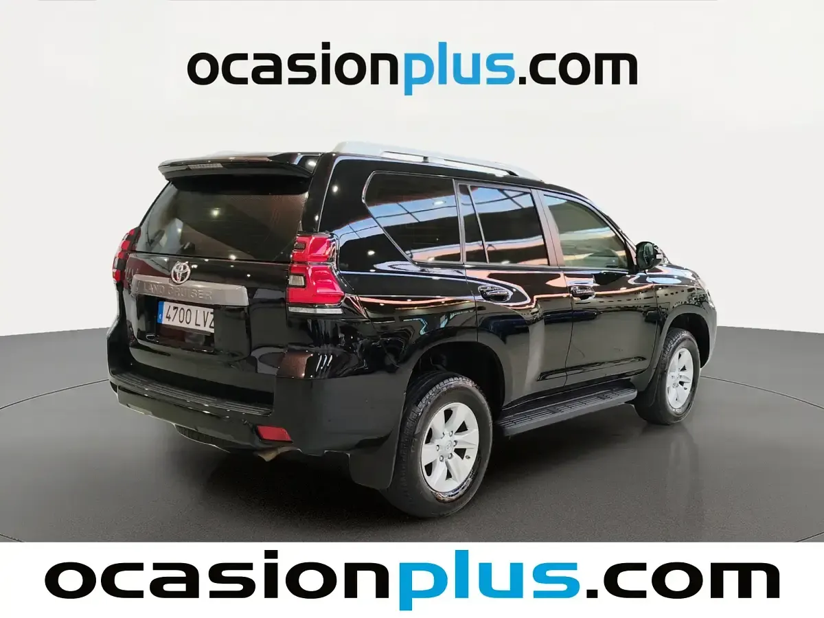 Usado Toyota Land Cruiser 204 CV (2022) en Madrid - 60.390 € | AutoUncle