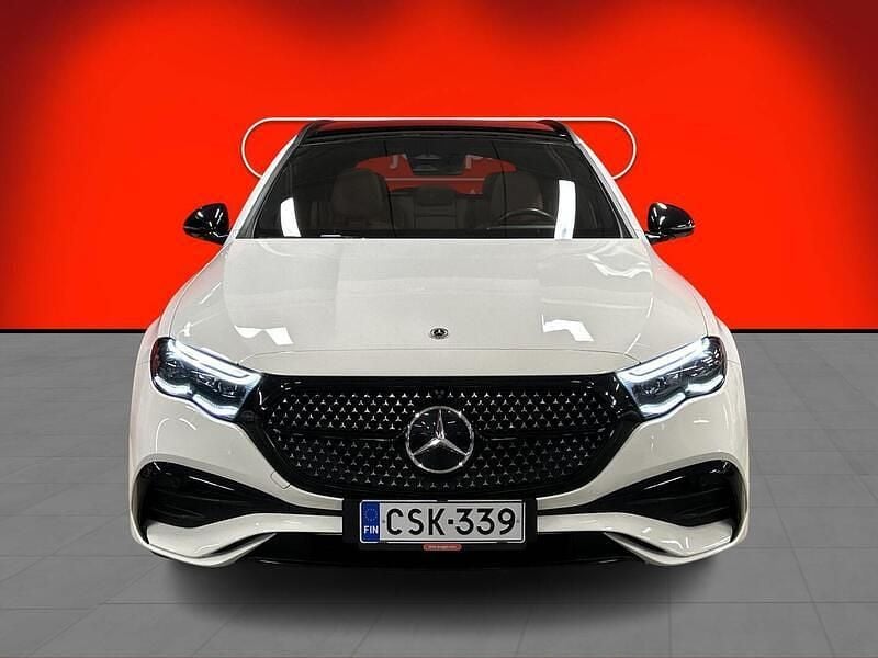 Käytetty 2024 Mercedes E300 AMG 197 HP Farmari – 33400 Tampere ...