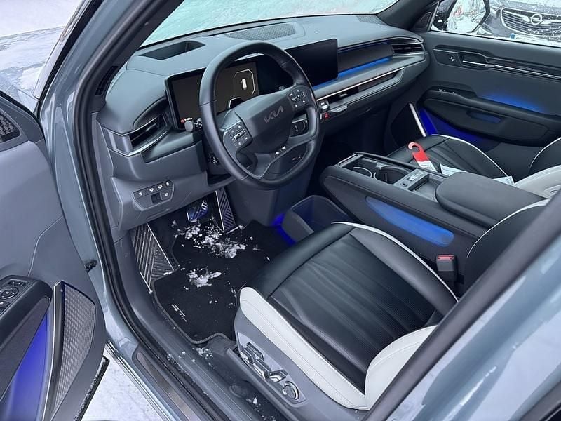 Käytetty 2024 Kia EV9 First Edition 389 HP Katumaasturi – 06150 Porvoo ...