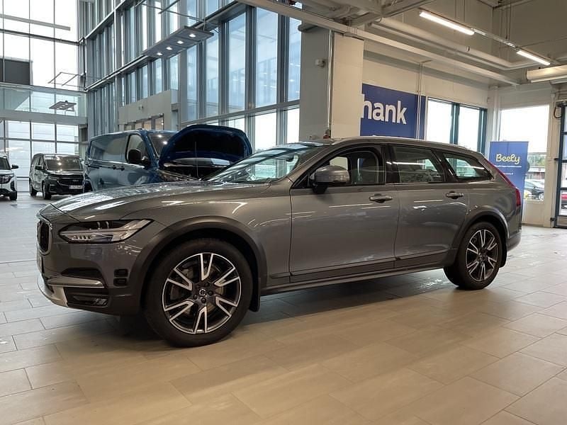 MYYTY Käytetty 2018 Volvo V90 CC Pro 241 HP Farmari – 65300 Vaasa ...