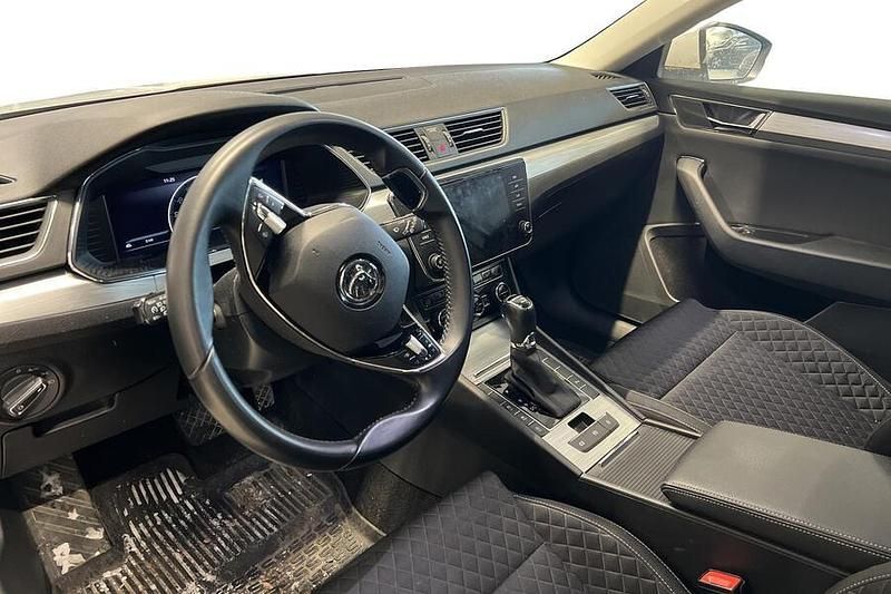 Käytetty 2022 Skoda Superb Business Line 200 HP Farmari – 40320 ...