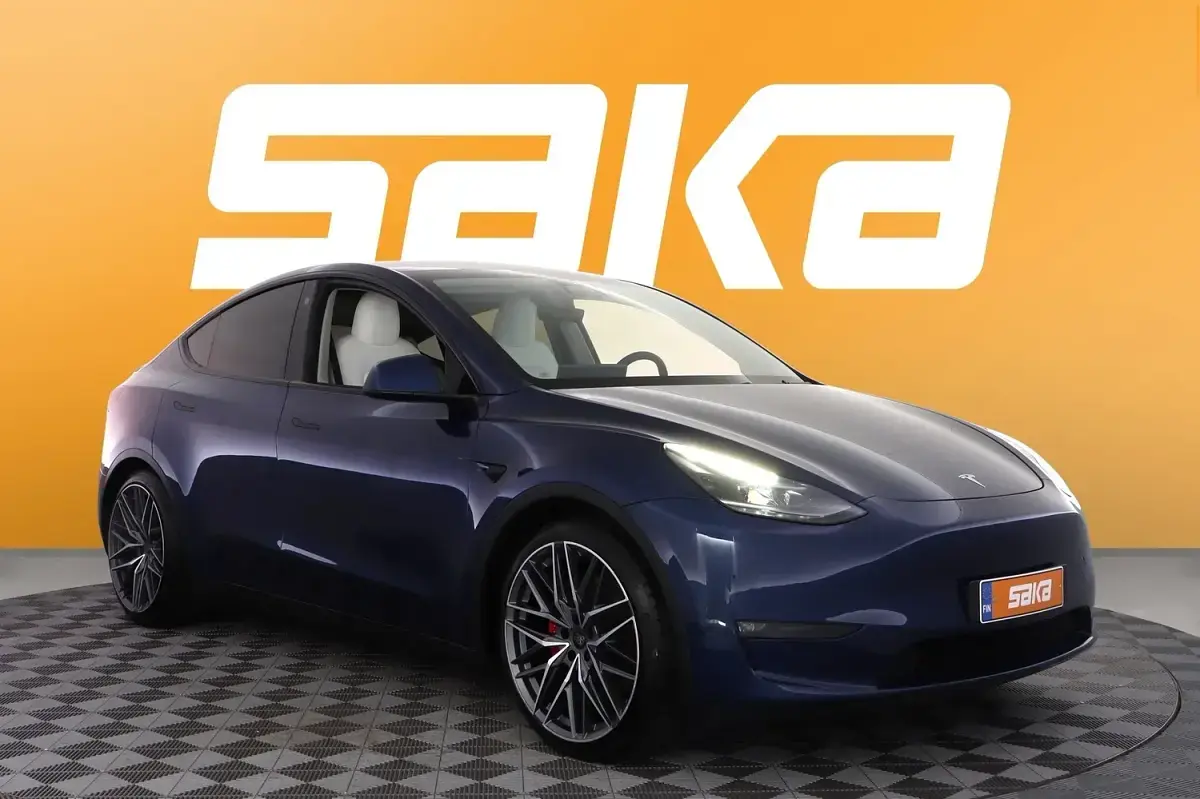 Käytetty Tesla Model Y Performance 457 HP (2024) - Järvenpää - 41 990 ...
