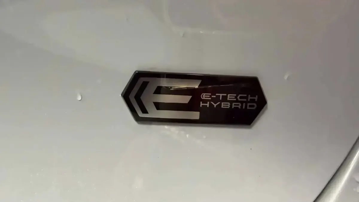 Occasion Renault Clio V Esprit Alpine 160 ch (2026) en Paris - 29 645 ...