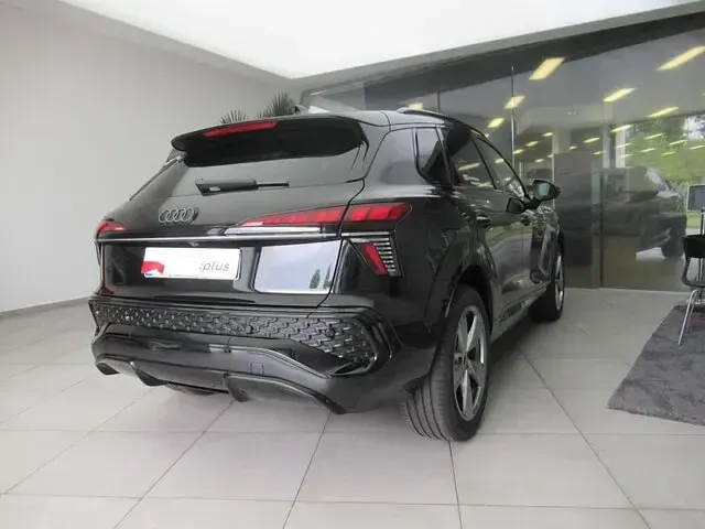 Occasion Audi Q3 S-Line 150 ch (2026) en Épinal - 56 542 € | AutoUncle