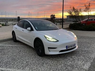 Cote Tesla Model 3 année 2023 – Analysez les prix de 15 annonces