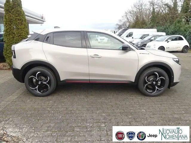 Nuova 2025 Alfa Romeo Junior Edizione Speciale 135 CV SUV – Lazio ...