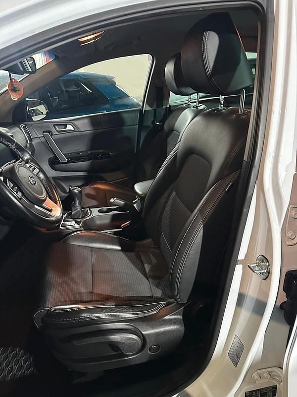 Usata 2020 Kia Sportage 115 CV SUV – Sicilia (Rivenditore) – 18.500 ...