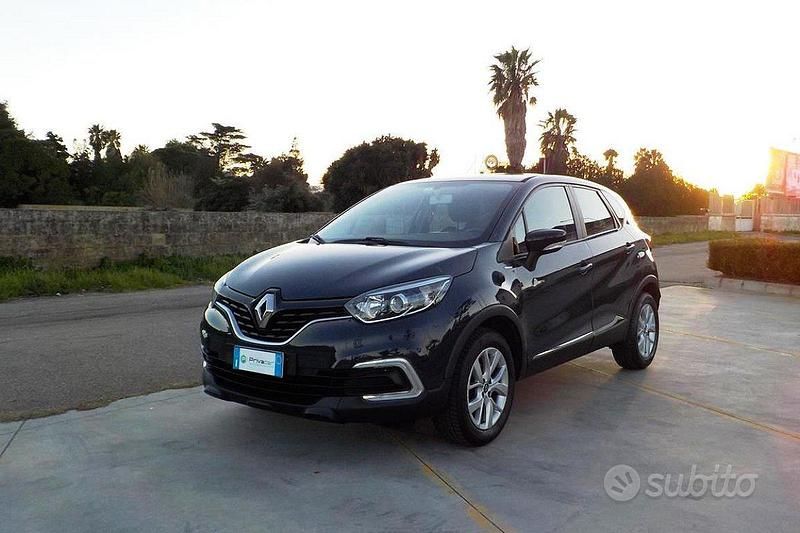 Usata 2019 Renault Captur Life 90 CV SUV – 73014 Gallipoli (LE ...