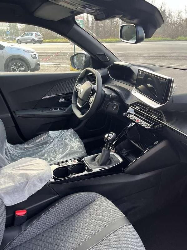 Nuova 2025 Peugeot 2008 Allure 101 CV SUV – 20863 Concorezzo - Monza ...