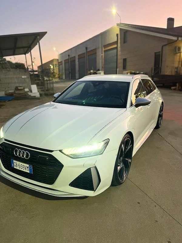 Usata 2020 Audi RS6 Performance 605 CV Station wagon – 71017 ...