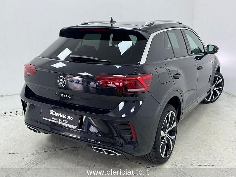 Usata 2022 VW T-Roc R-line 150 CV SUV – 22075 Lurate Caccivio ...