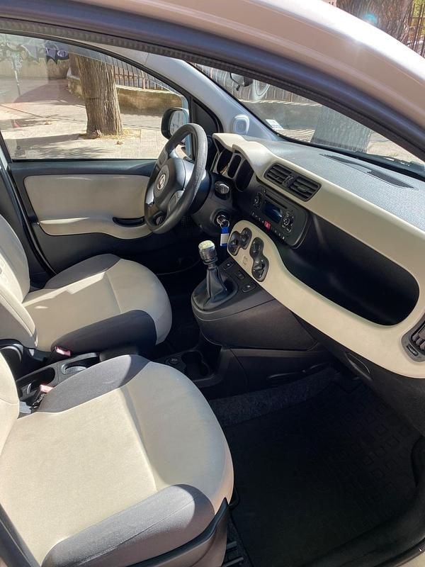 Usata 2015 Fiat Panda Lounge 80 CV Tre volumi – 70038 Terlizzi (BA ...