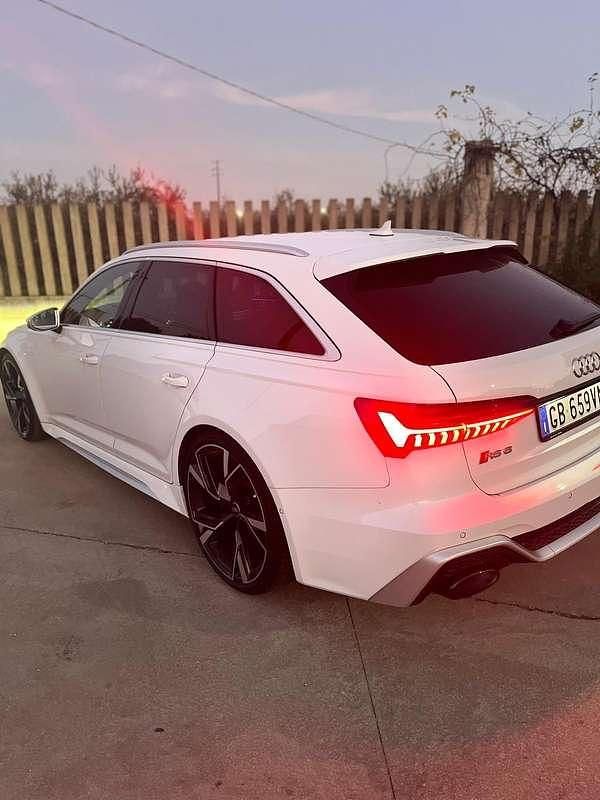 Usata 2020 Audi RS6 Performance 605 CV Station wagon – 71017 ...