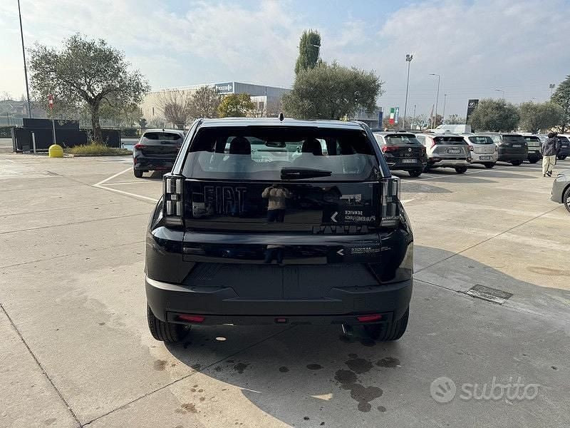 Nuova 2025 Fiat Grande Panda Icon 100 CV Due volumi – 43126 Brescello ...
