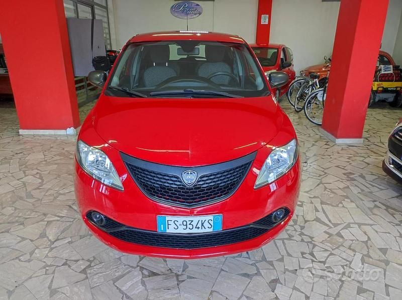 Usata 2019 Lancia Ypsilon Due volumi – 81031 Aversa (CE) (Rivenditore ...