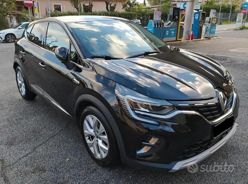 Usata 2021 Renault Captur Intens 100 CV SUV – Abruzzo (Rivenditore ...