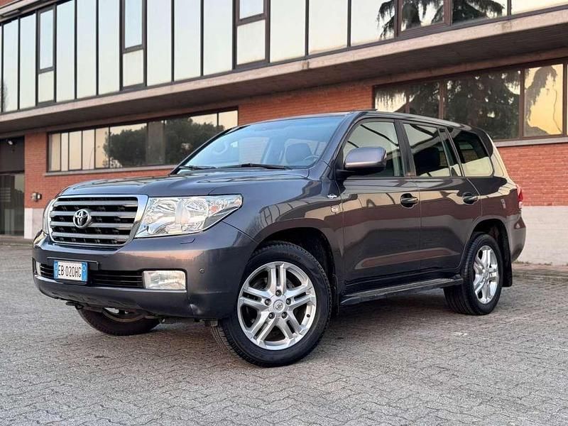 Usata 2010 Toyota Land Cruiser V8 286 CV SUV – 26900 Lodi (Privato ...
