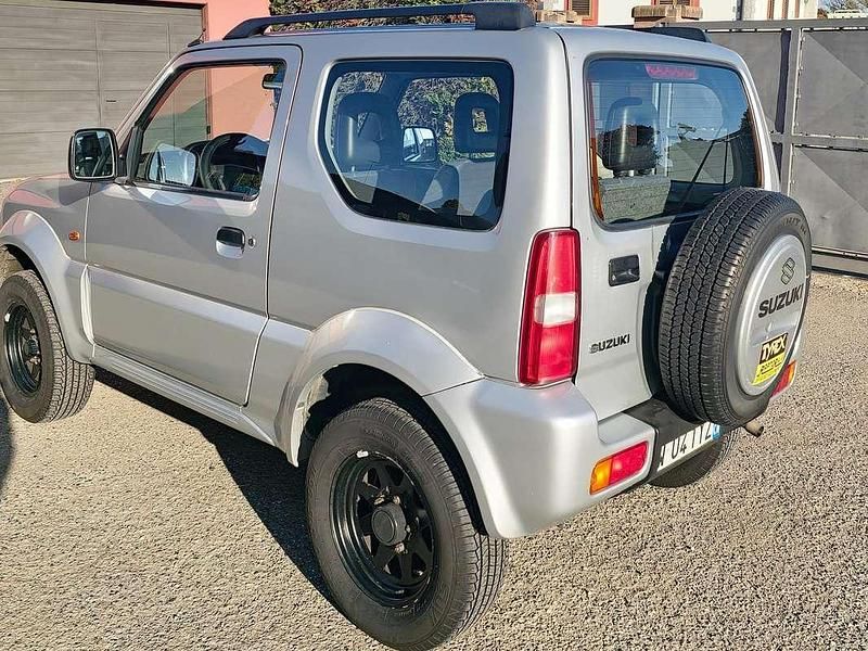 Usata 2022 Suzuki Jimny 82 CV SUV – 10092 beinasco (Privato) – 9500 ...