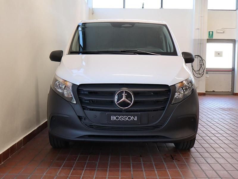 Nuova Mercedes Vito 136 CV (2026) in Via dell'Artigianato, - Curtatone ...