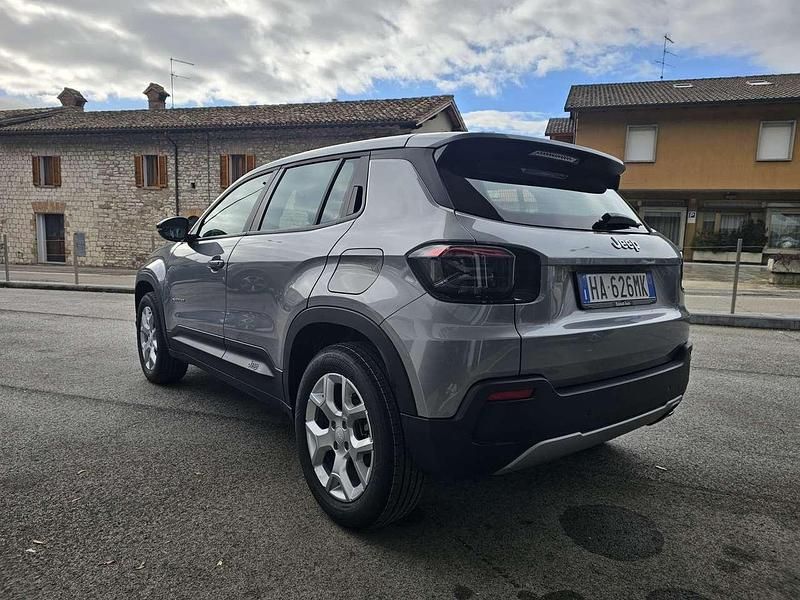 Nuova 2025 Jeep Avenger Altitude 101 CV SUV – 06024 Gubbio - Perugia ...