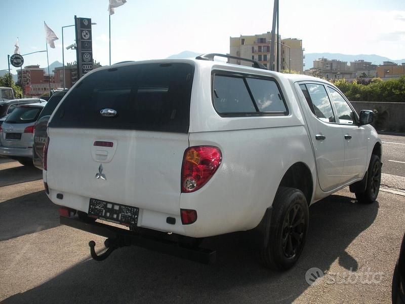 Usata 2015 Mitsubishi L200 Invite 136 CV Pick-up – Lazio (Rivenditore ...