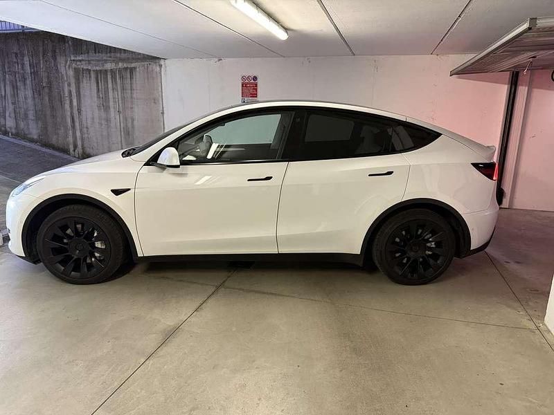 VENDUTO Usata 2022 Tesla Model Y 208 CV SUV – 35031 Abano Terme ...