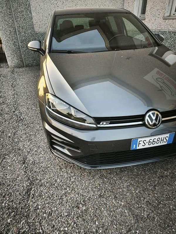 Usata 2018 VW Golf VII R-line 150 CV Tre volumi – 25031 Capriolo ...