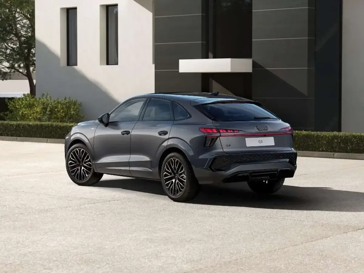 Nuova Audi Q3 S-Line 150 CV (2026) in Castel San Giorgio - Salerno - SA ...