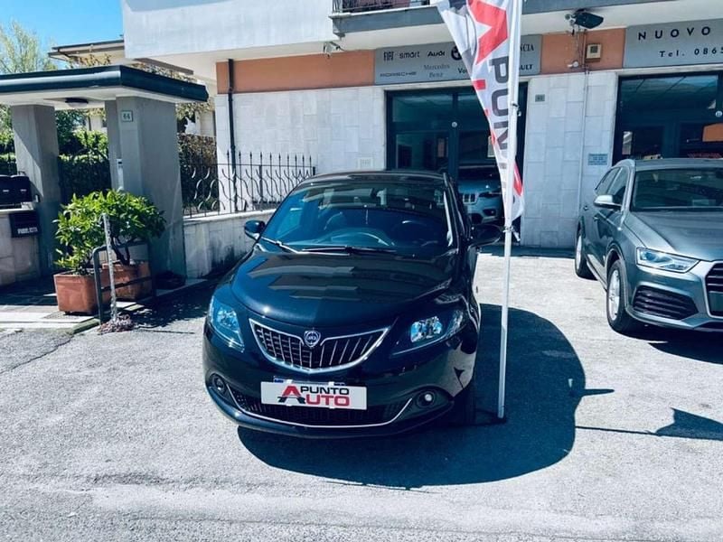 Usata 2023 Lancia Ypsilon Gold 69 CV Due volumi – 86170 Isernia - Is ...