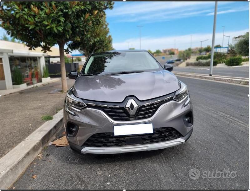 Usata 2023 Renault Captur Techno 145 CV SUV – 00127 Roma (Privato) – 20 ...