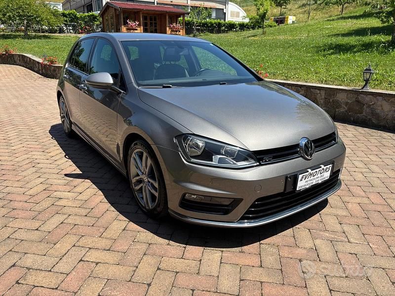 Usata 2016 VW Golf R-line 110 CV Tre volumi – Emilia-Romagna ...