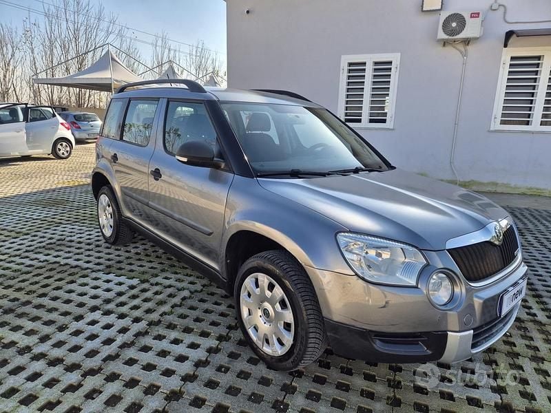 Usata 2011 Skoda Yeti GreenLine 105 CV SUV – Campania (Rivenditore ...
