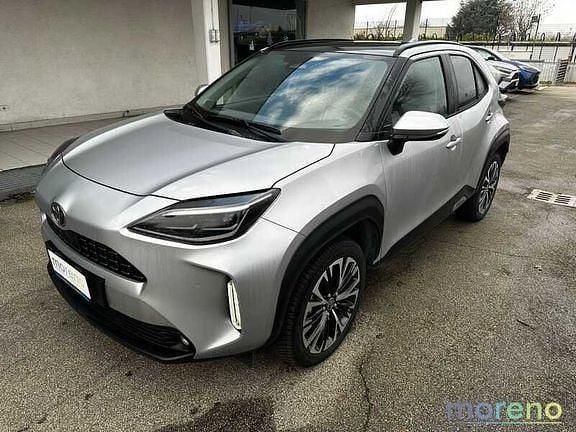 Usata 2024 Toyota Yaris Hybrid Lounge 130 CV Pick-up – 40133 Roma ...
